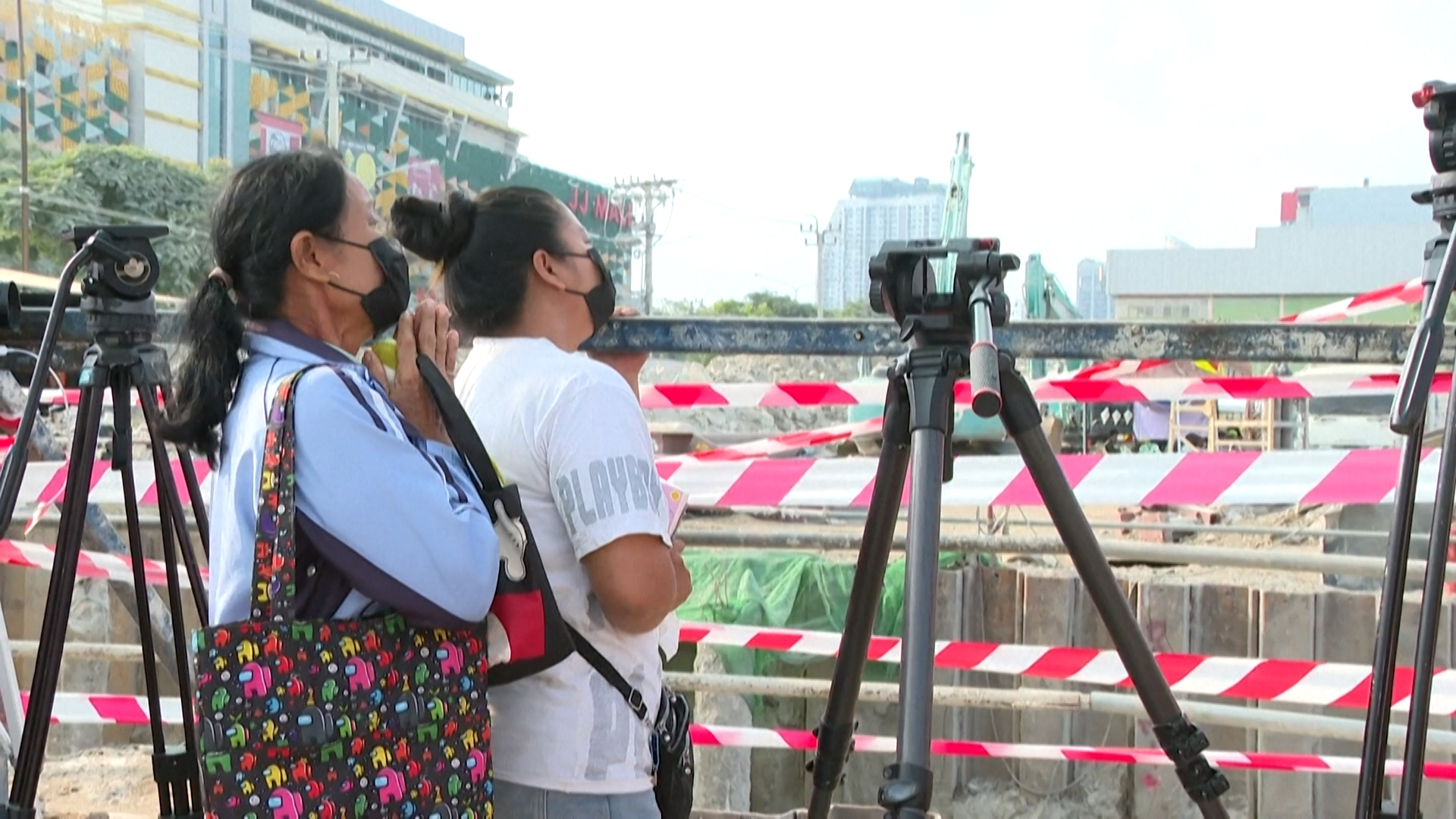 緬甸地震｜短片：航拍曼谷塌樓現場 家屬憂心等待失蹤者消息 - 20250329 - 即時新聞 影片 - 即時新聞 - 明報新聞網